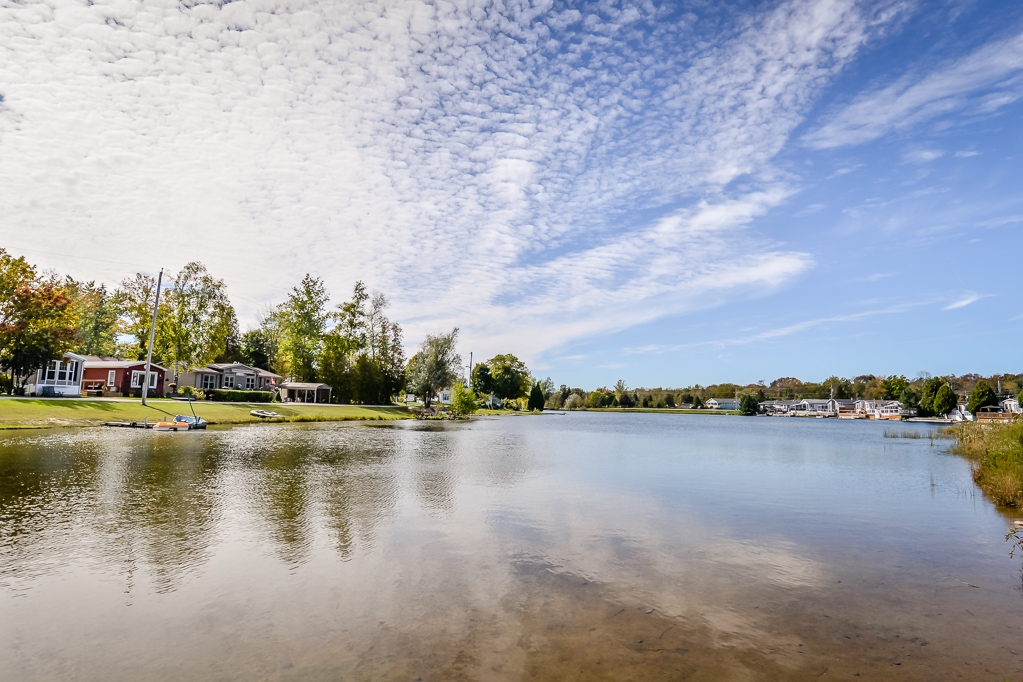 What does Mini Lakes have to offer? • Mini Lakes