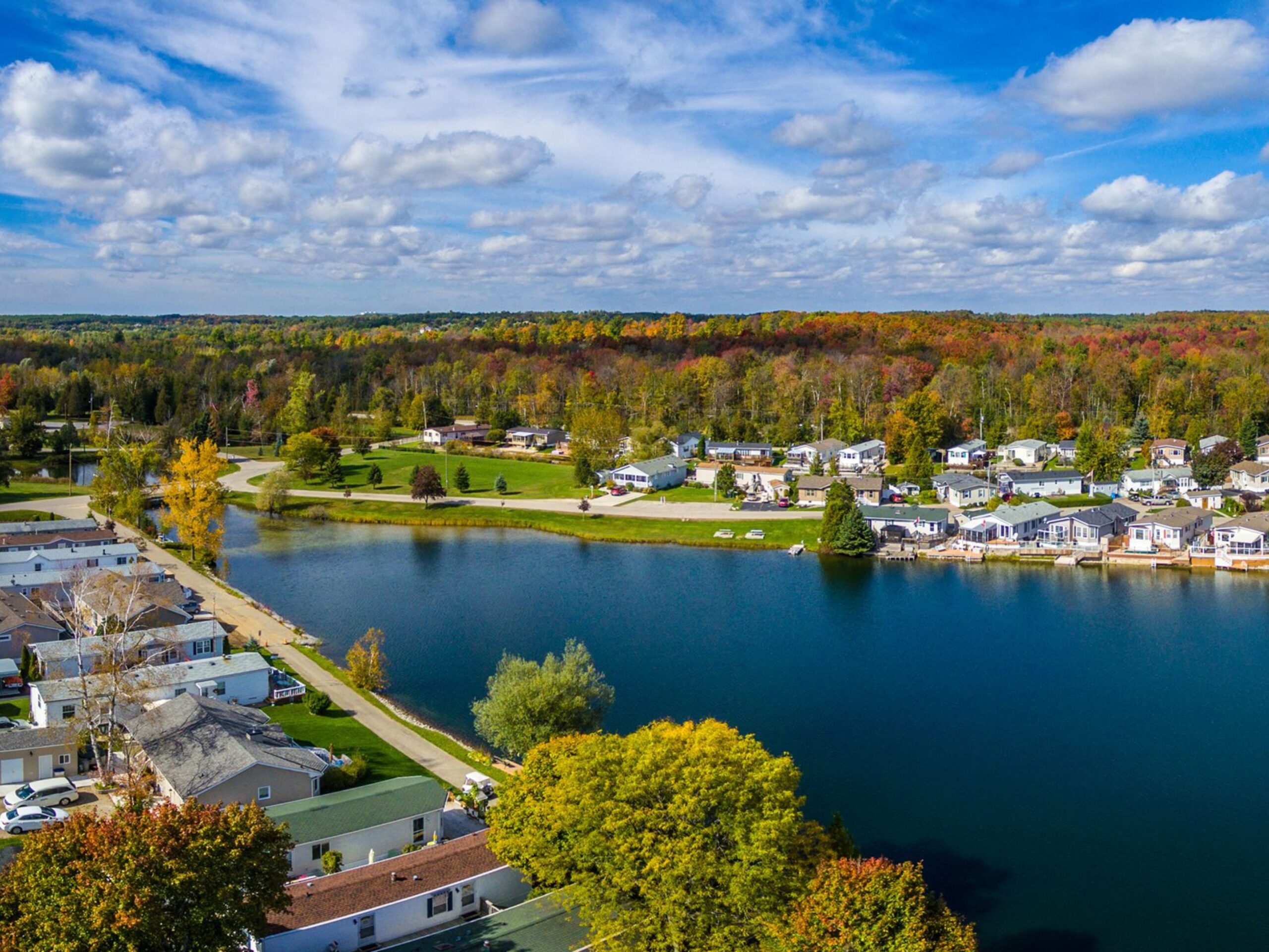 8 Sumac Street • Mini Lakes